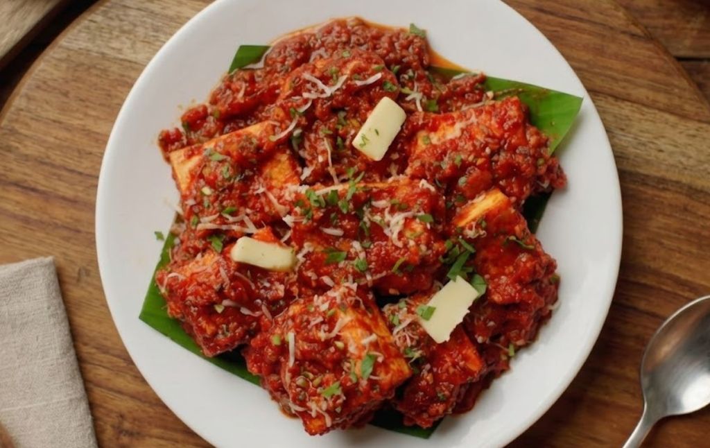 Easy Pan Seared Indian Cottage Cheese Skillet: The Spicy Chili Garlic ...